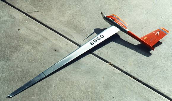 Modern Control Line Speed Model Aircraft of Robin Hiern